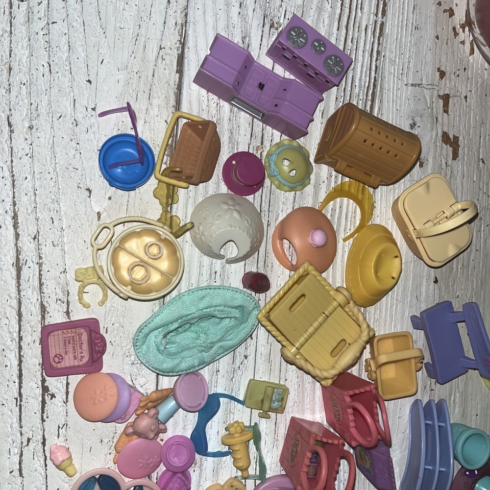 LPS Huge Lot Accessories - Hats, Glasses, Food, Toys, Bags, Drinks, Etc ...