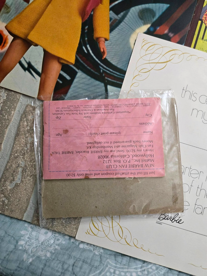 Vintage 1970 Mattel Barbie Fan Club Membership Kit w/Magazine & Family ...