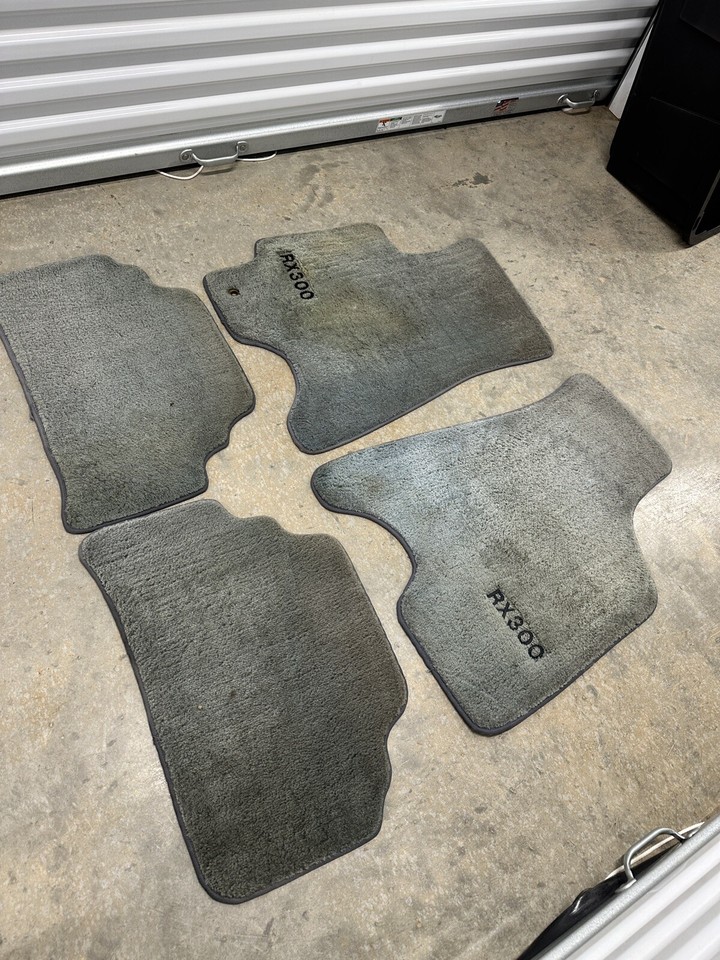 99-03 Lexus RX300 RX330 gray plush carpet Floor Mats w/Emblems Custom ...
