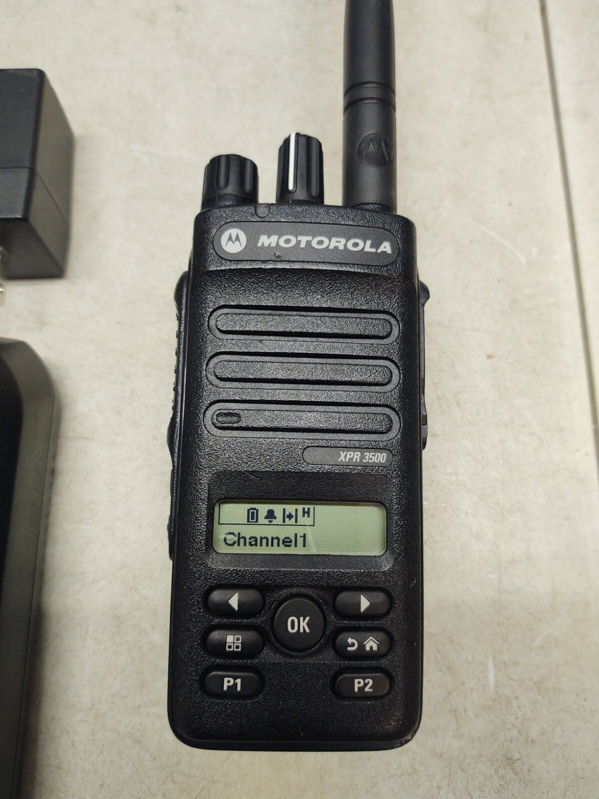 Qty 8 Motorola XPR3500 digital UHF 403-512mhz RADIOS ONLY ...