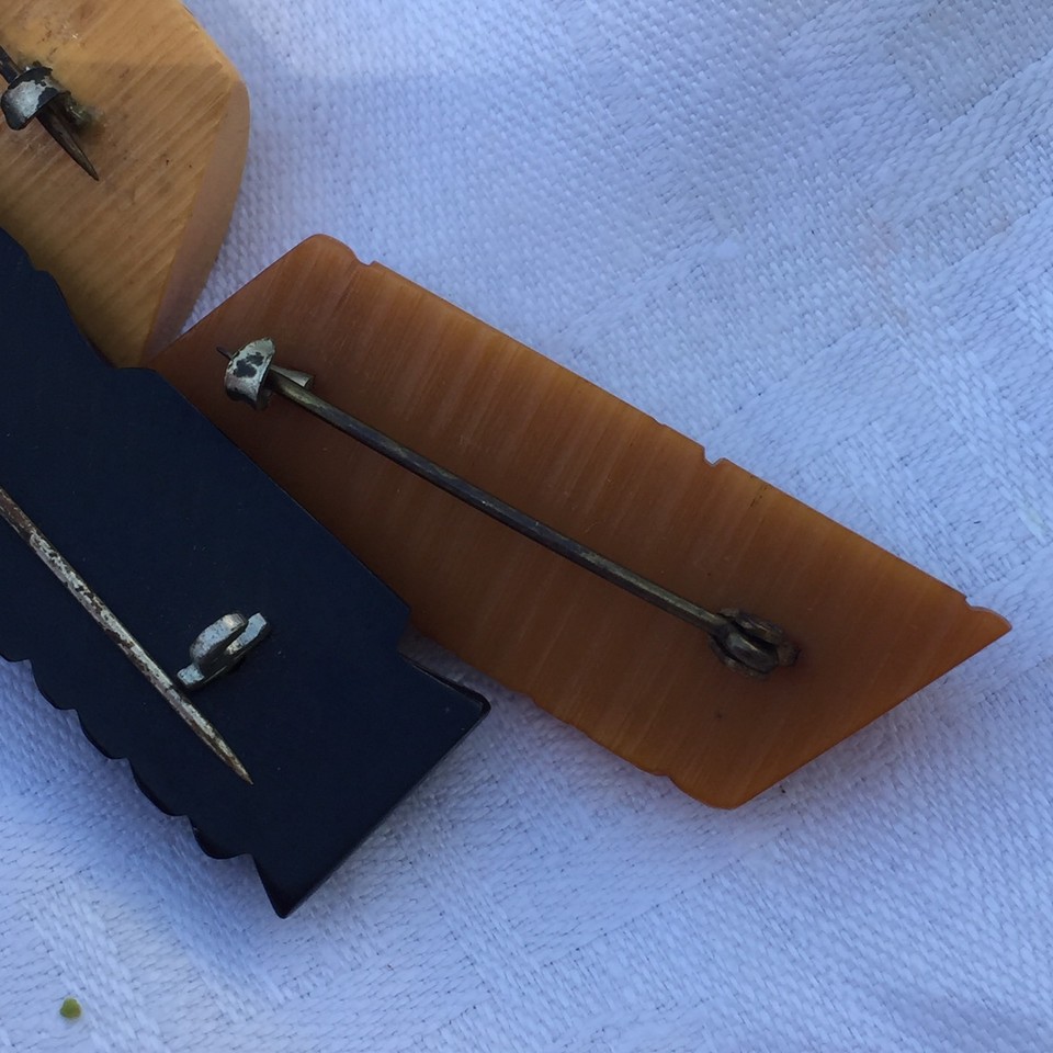 1940's Bakelite Carved Tootsie Roll Bar Pin Pins Butterscotch Black ...