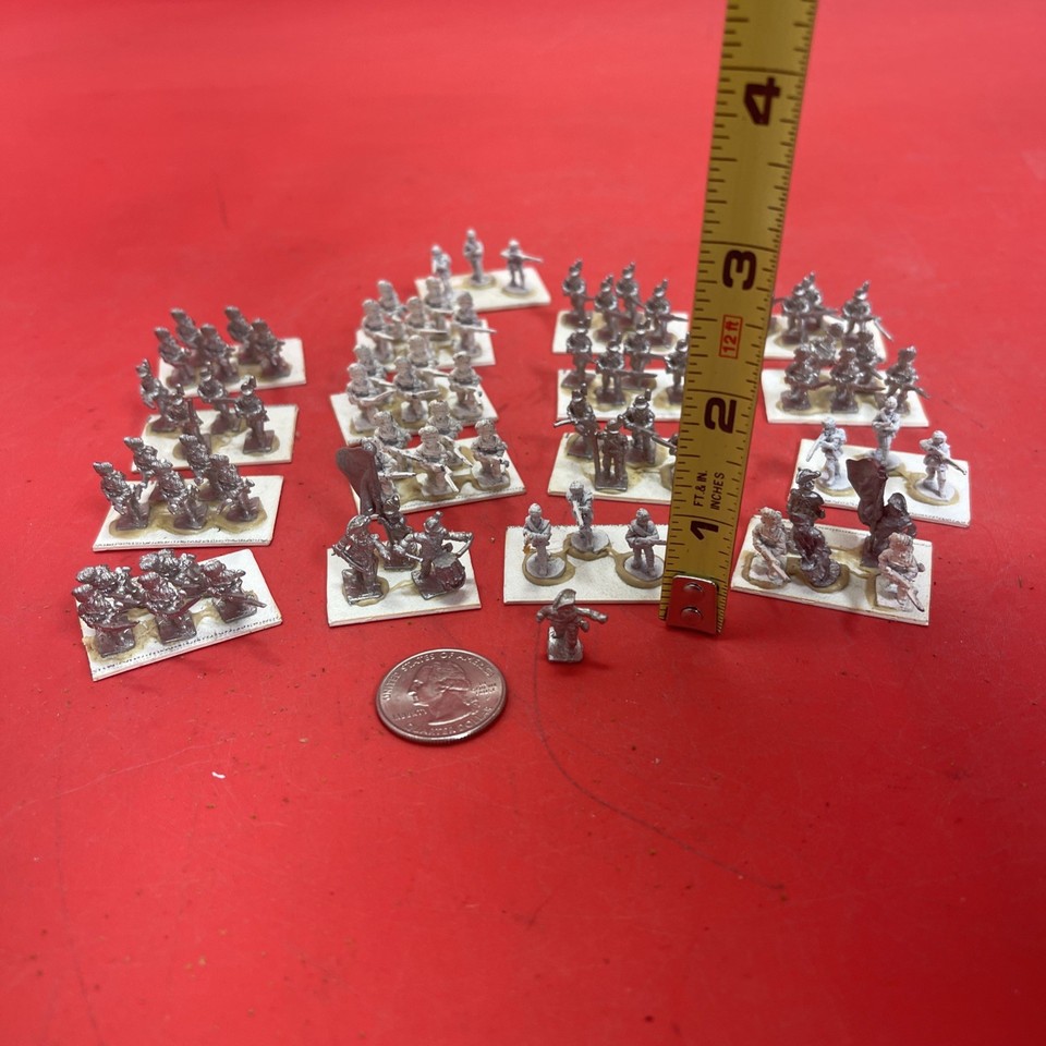 Historical Infantry Miniatures – Painted & Unpainted Soldiers on Bases ...