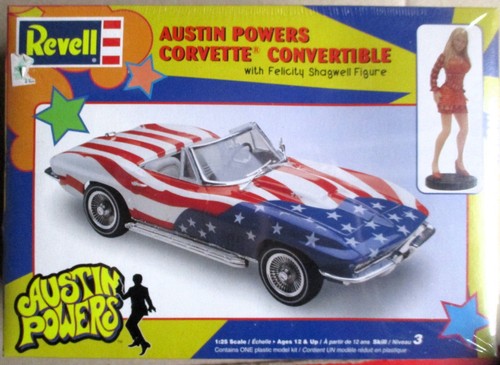 Revell AUSTIN POWERS 1967 CHEVROLET CORVETTE w/FELICITY RESIN FIGURE ...