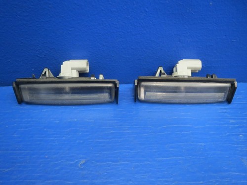 2004 TOYOTA SIENNA REAR LICENSE PLATE LENS LIGHT LAMP W/ BULB LH and RH ...