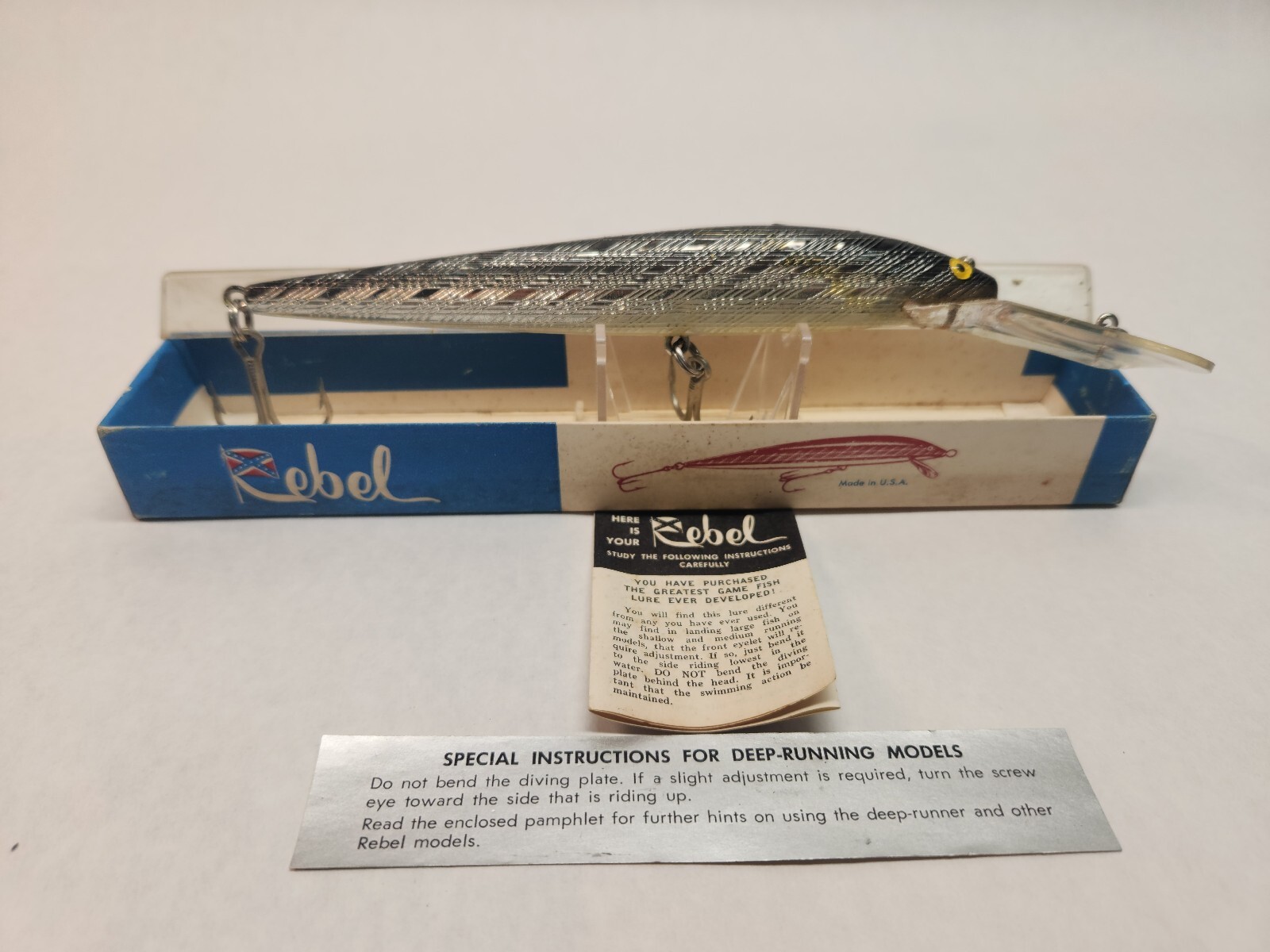 VTG NOS REBEL 2401 SALTWATER FISHING LURE DEEP DIVER MINNOW SPOON BILL ...