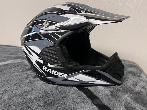 Raider Motorcycle Helmet | eBay