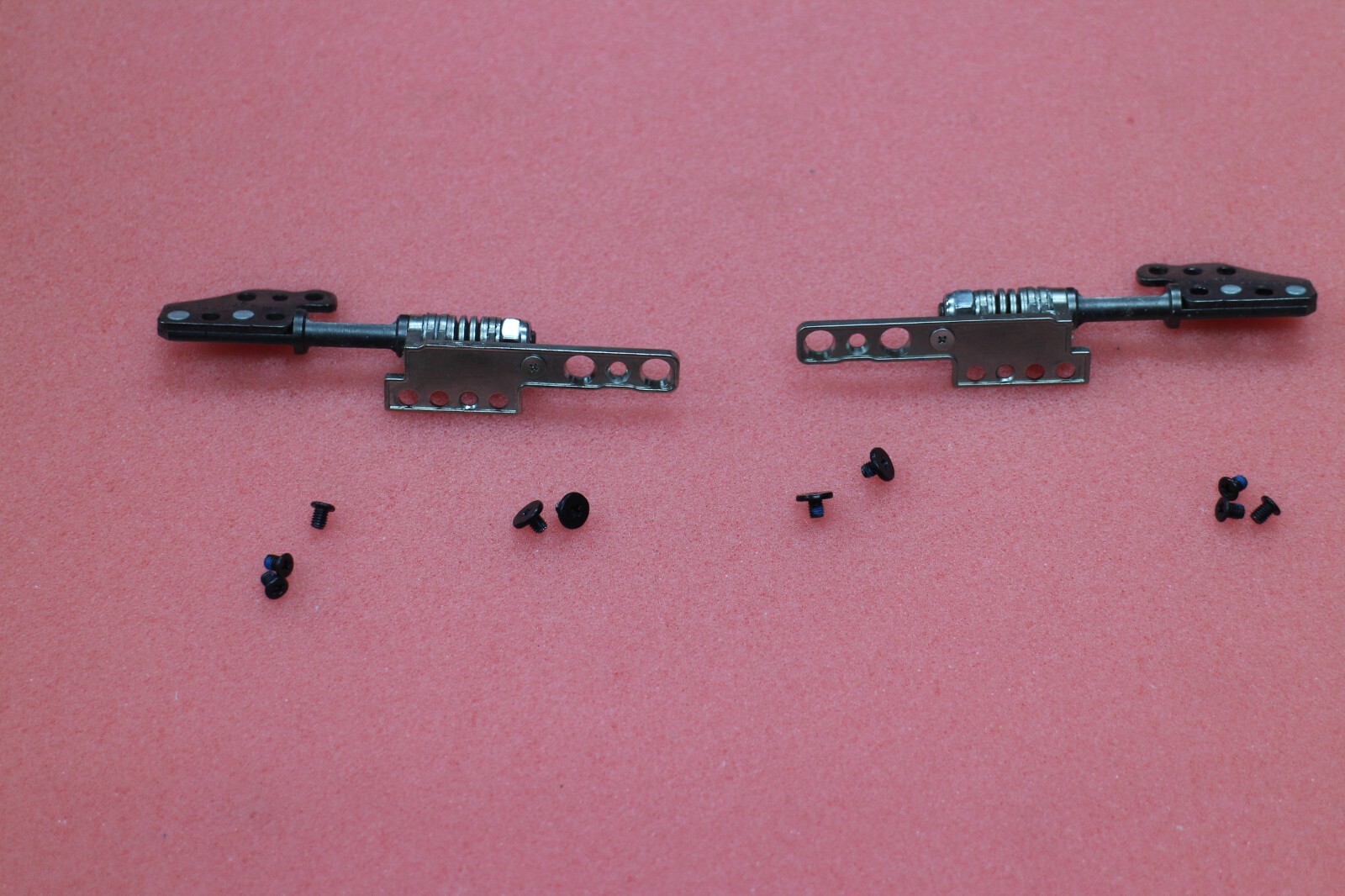 Razer Blade RZ09-0220 17.3" Left + Right Hinge set + Screws, Hinges ...