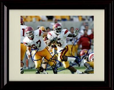 Unframed Reggie Bush Autograph Promo Print - USC- Stiff Arm Running The ...