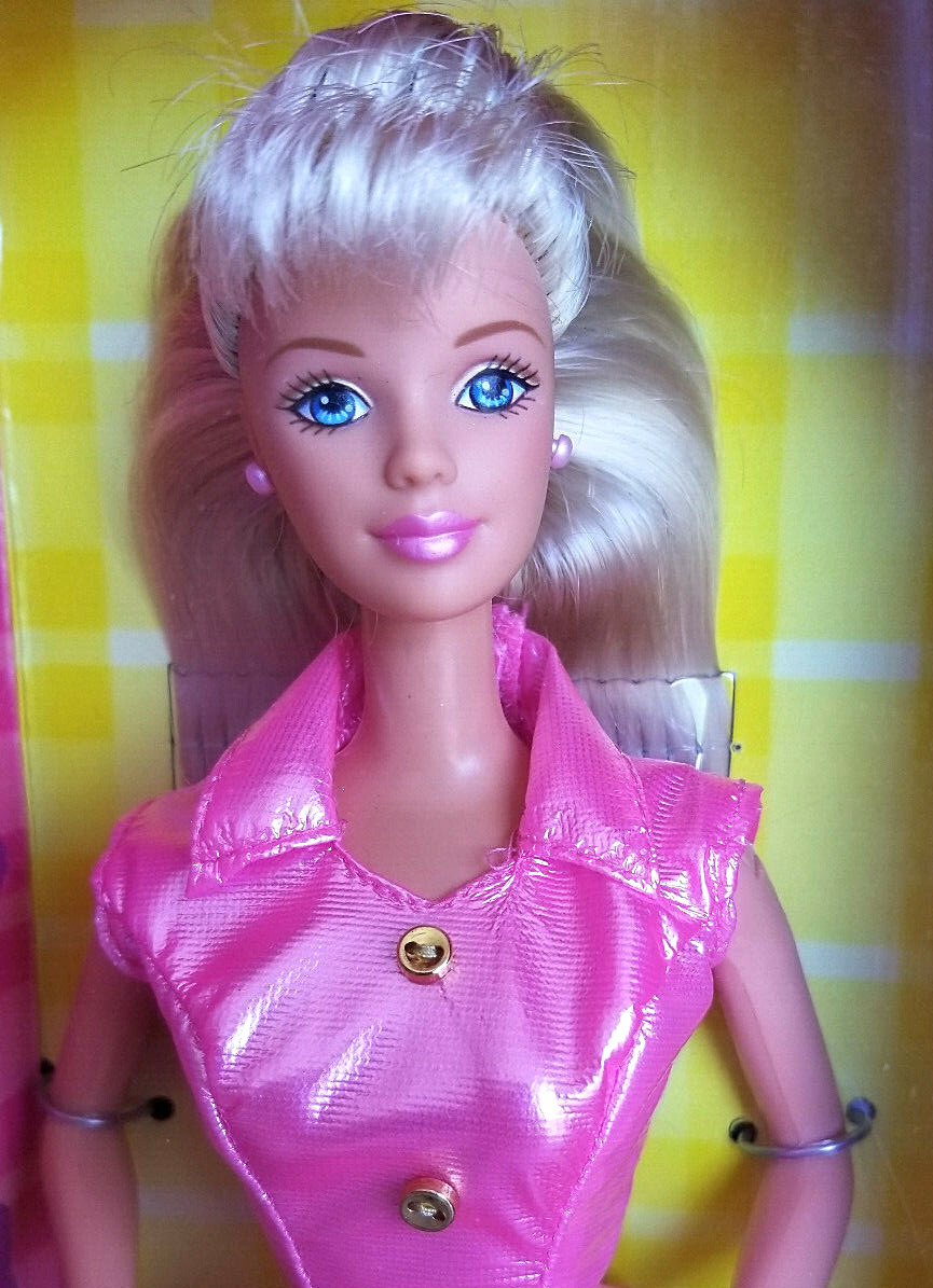 * Special Edition VALENTINE Barbie and MAKE A VALENTINE Barbie | eBay