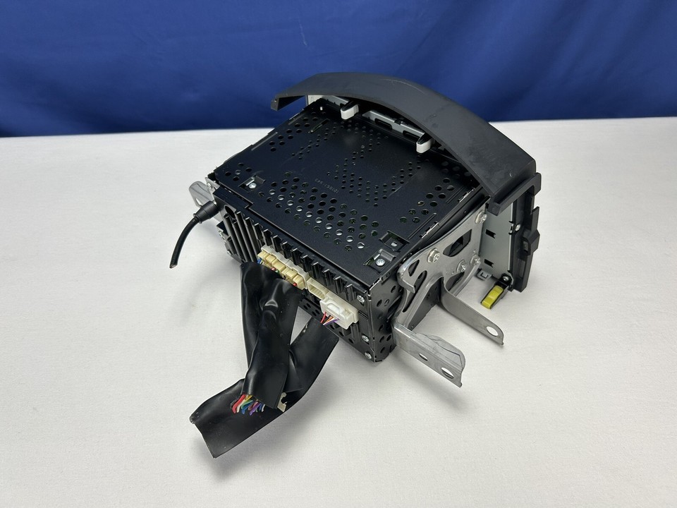 2008 2009 2010 2011 Toyota Rav4 - Radio / CD Reciever Player - 86120 ...