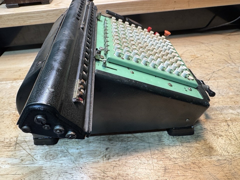 Antique Monroe High Speed Adding Machine Calculator Electric No 1 No ...