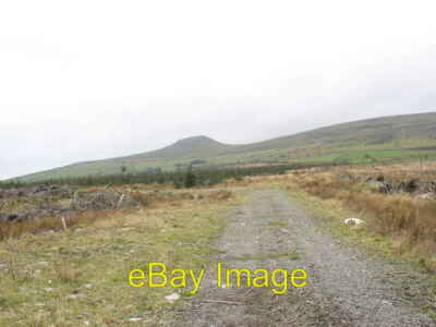 Photo 6x4 End of the track Bwlch-derwin On the 1:25000 OS map this is ...