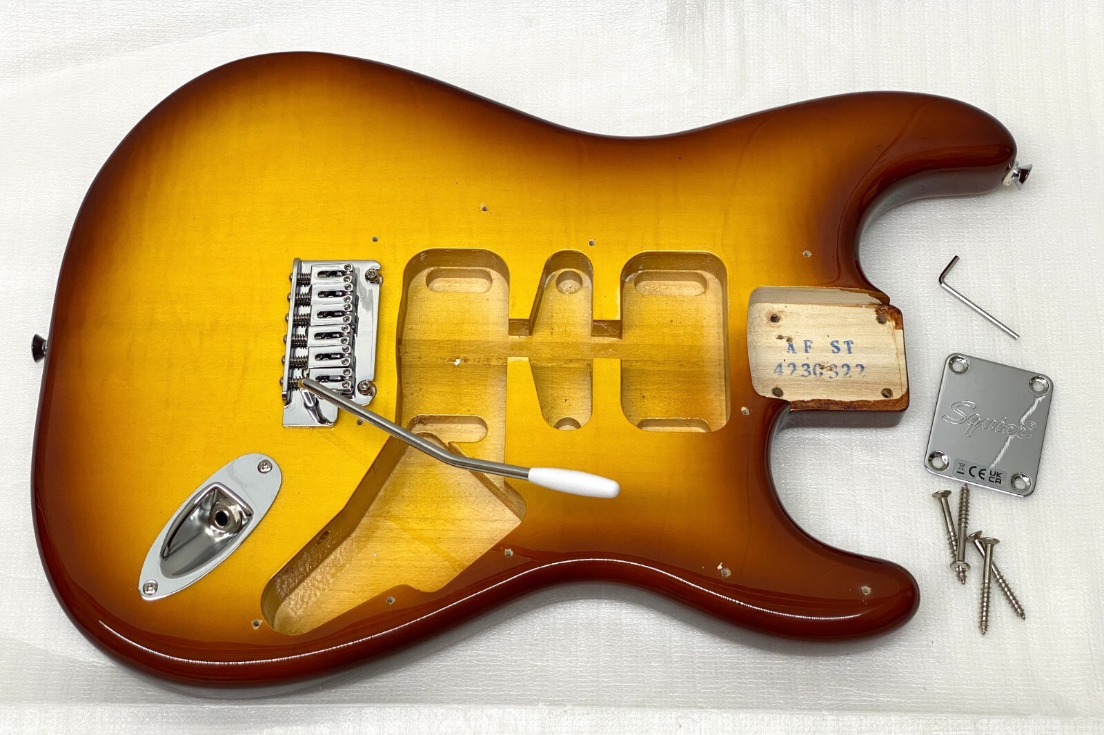 Fender Squier STRAT BODY Sienna Sunburst FLAME MAPLE TOP w/2-Pt Tremolo ...