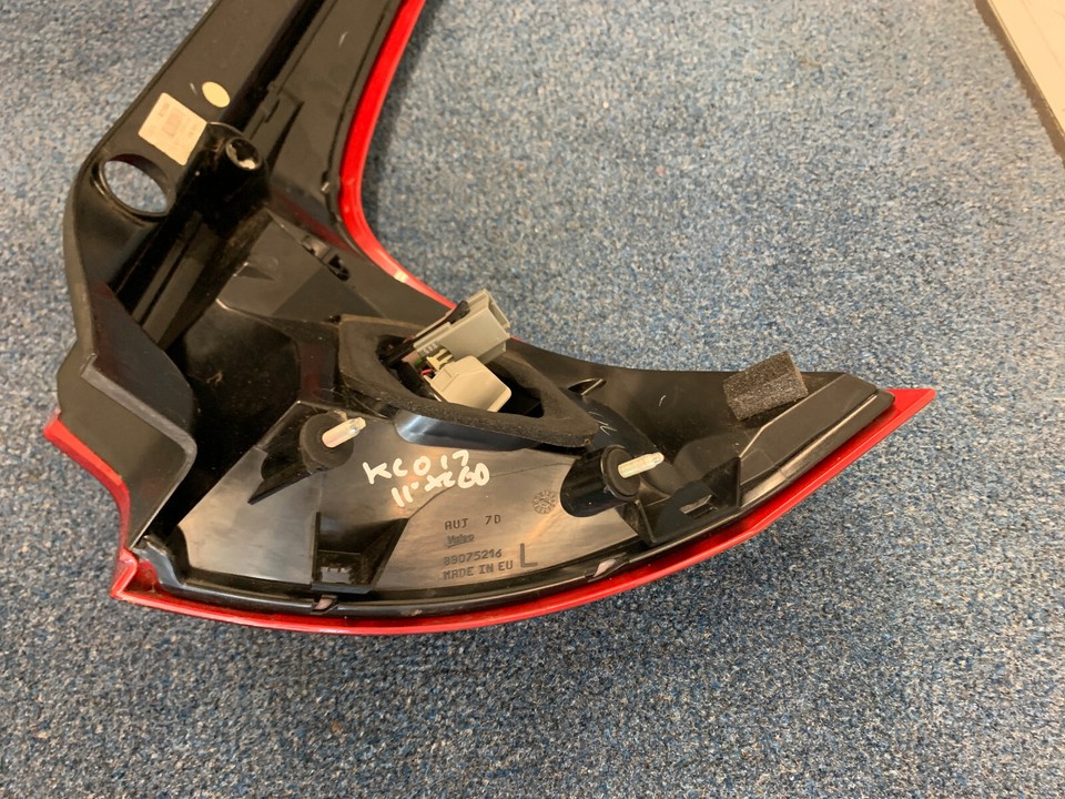 11-17 Volvo XC60 Left Rear Tail Light Assembly 31323034 | eBay