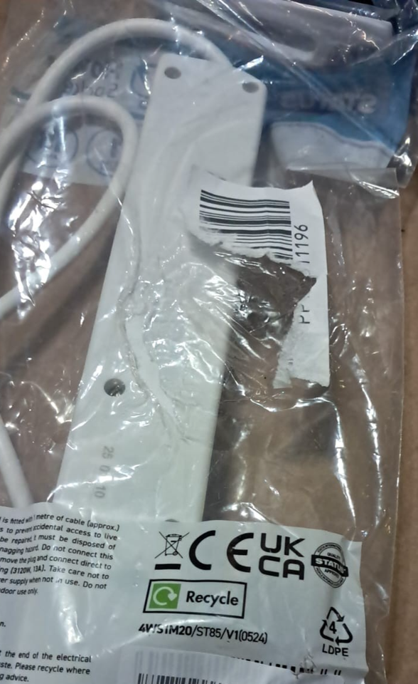 STATUS 4 Way Socket Extension Lead, 1m Cable Multi-Plug Power Strip for ...