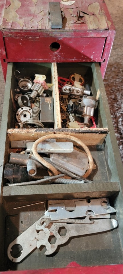 Vintage AMA Toolbox Model Airplane Engines Props Tools Tires O.S Max ...