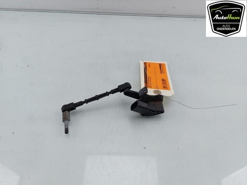 CAPTEUR DE NIVEAU LEVEL SENSOR Audi RS 4 Avant (B9) 2019 4M0907503 ...