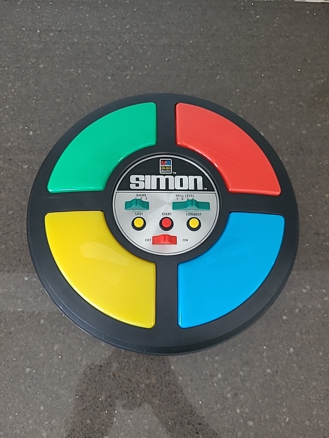 Vintage 1978 Simon Electronic Game Original Box Milton Bradley Complete ...