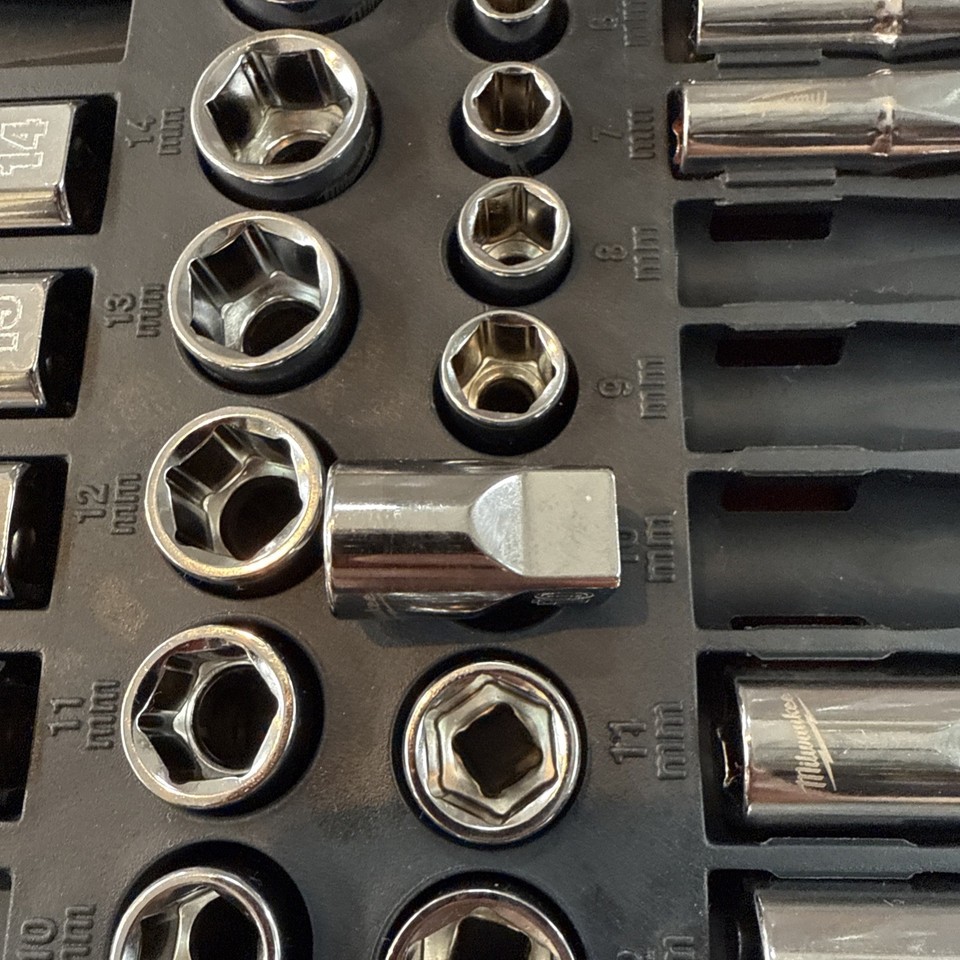 Milwaukee Ratchet & Socket Packout Set 3/8-1/4 106PC (48-22-9486 ...