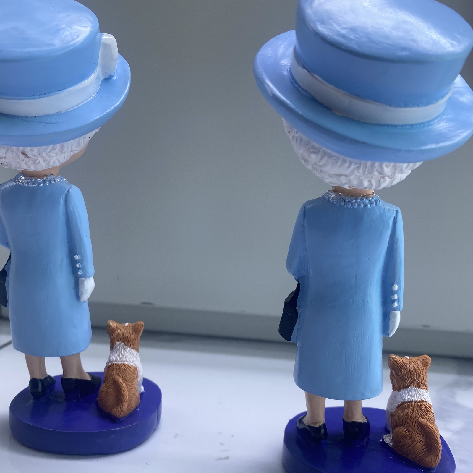 Authentic Queen Elizabeth Ii Resin Doll With Waterproof And Wear ...