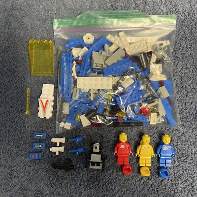 LEGO Classic Space Lot 6820 Starfire I, 6846 Tri-Star Voyager, & 6872 ...