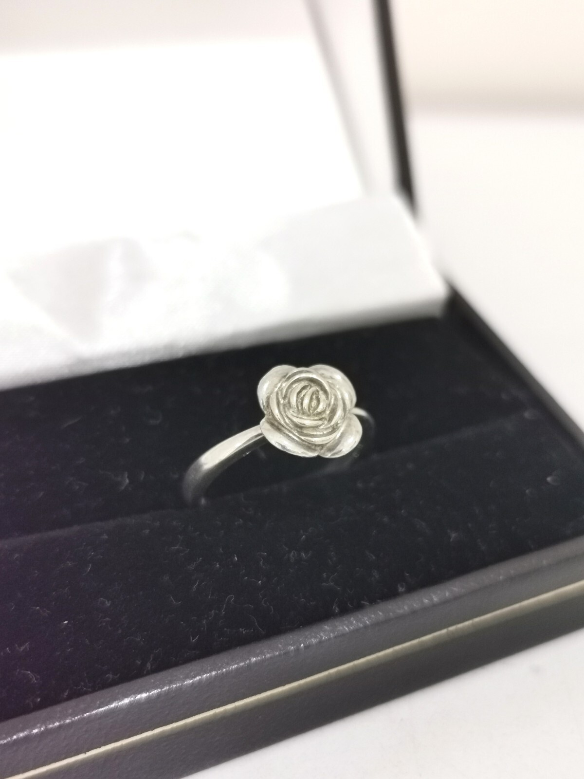 Sterling Silver 925 Carved Rose Flower Ring Size UK N… - Gem
