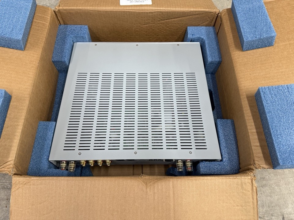 KRELL S-300i Integrated Amplifier New Audiophile Amp | eBay