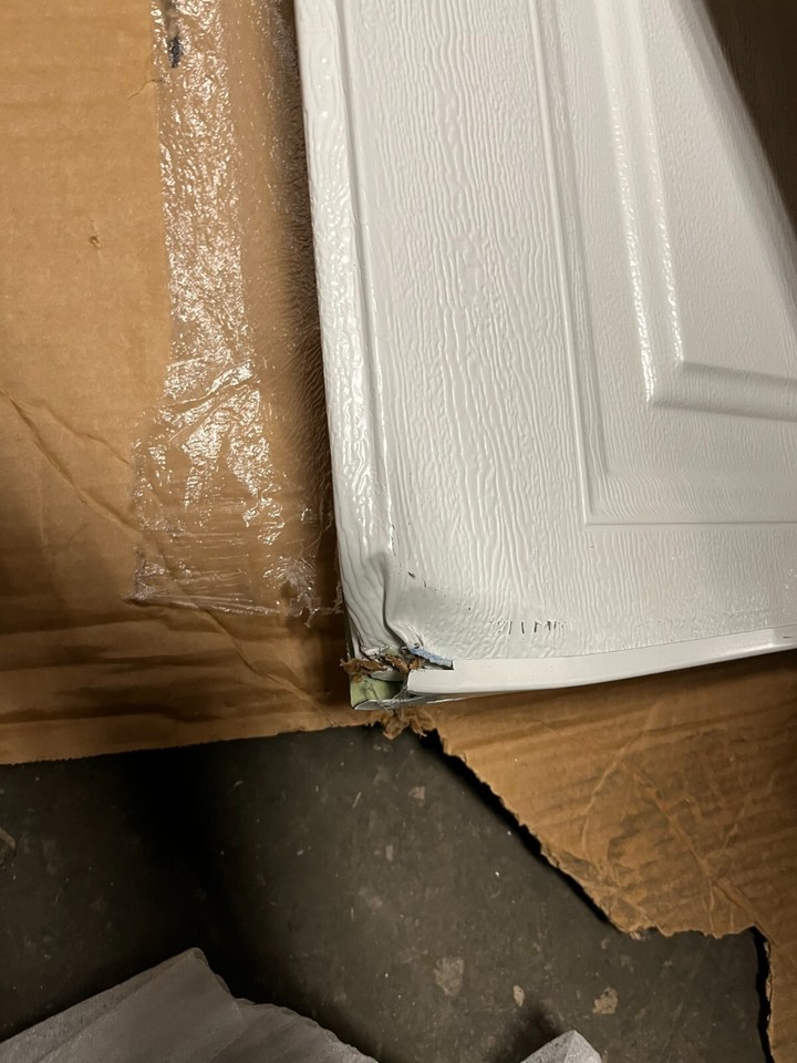 Clopay Classic Collection 2050 8 ft x 7 8X7 Insulated White Garage Door ...