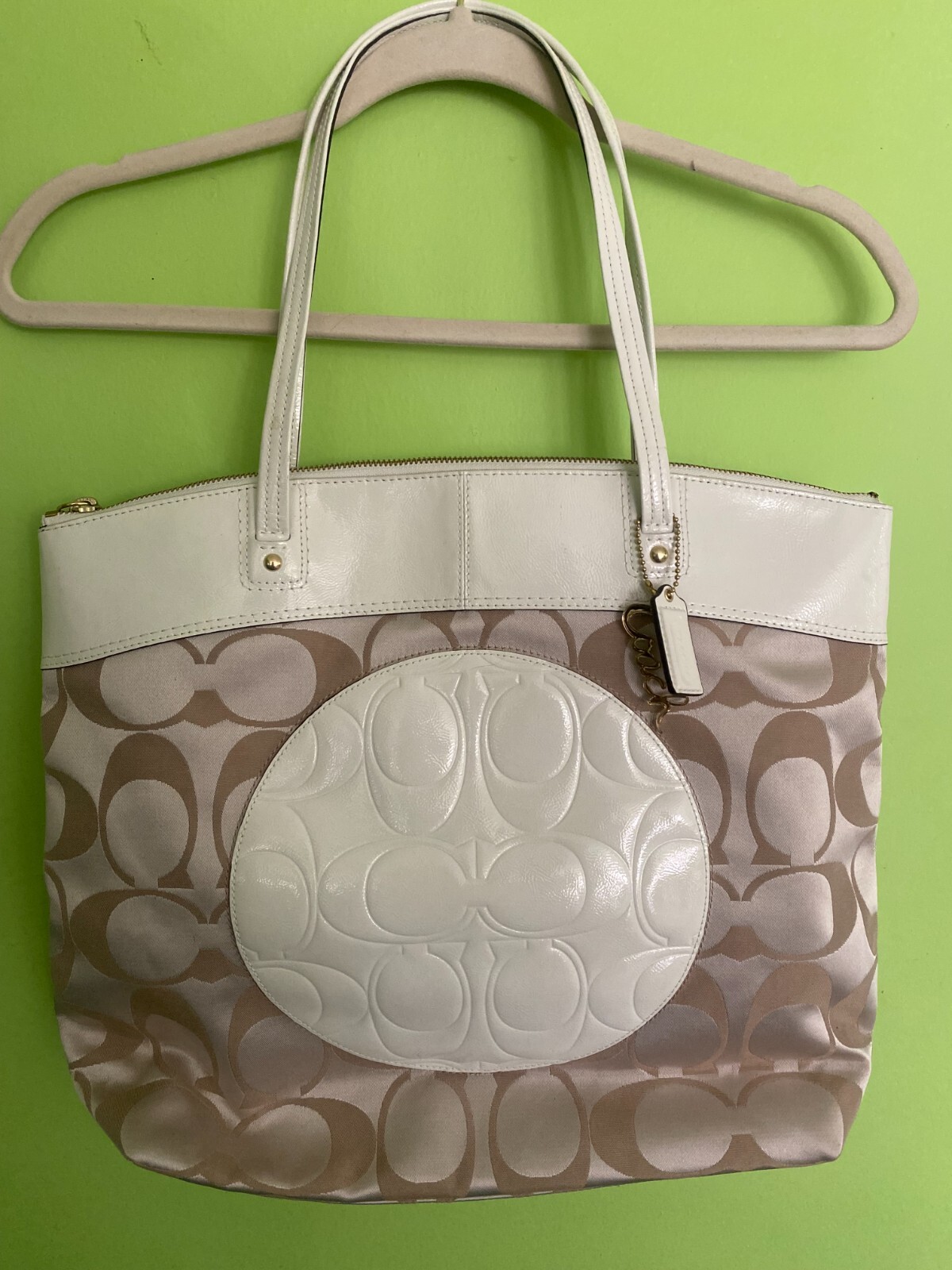 Coach Laura Light Khaki & White Signature Handbag- AU… - Gem