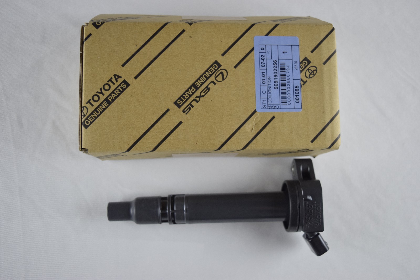 Genuine Toyota Lexus LX570 and Land Cruiser Ignition Coil 9091902256 ...