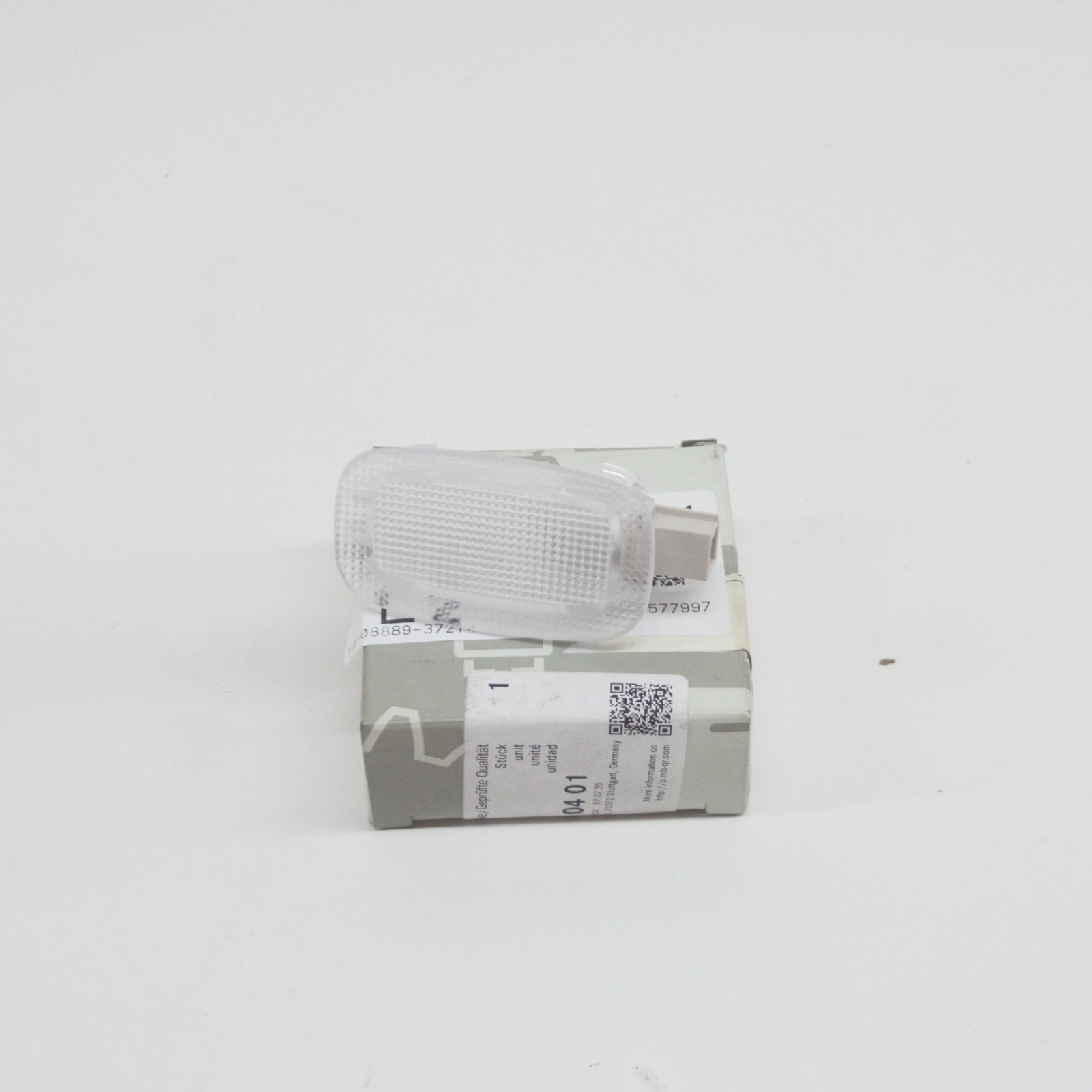 MERCEDES-BENZ CLA C117 Glove Compartment Interior Light A2218200401 NEW ...