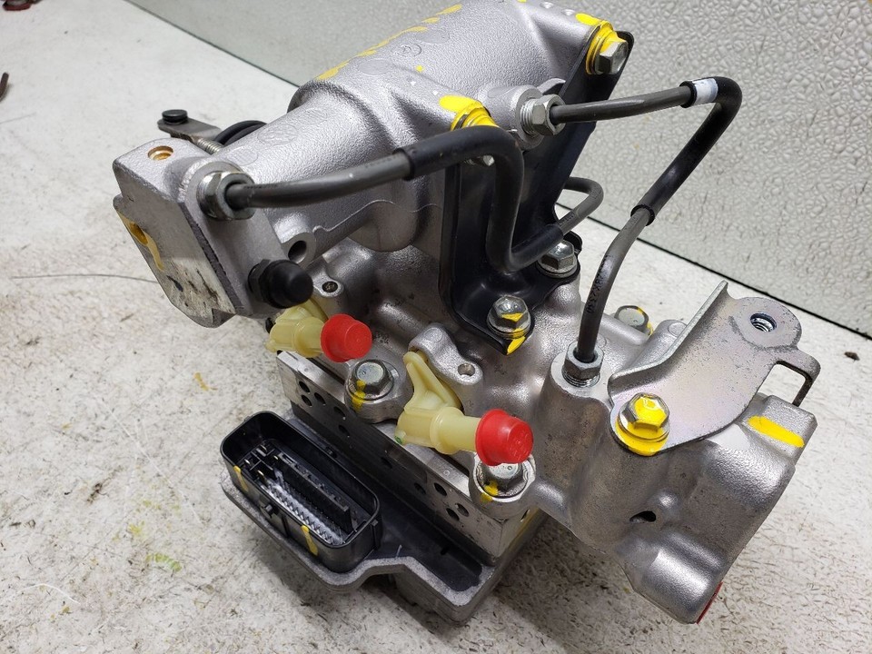 2010 2015 Toyota Prius Anti-Lock Brake Pump Master Cylinder Booster ...