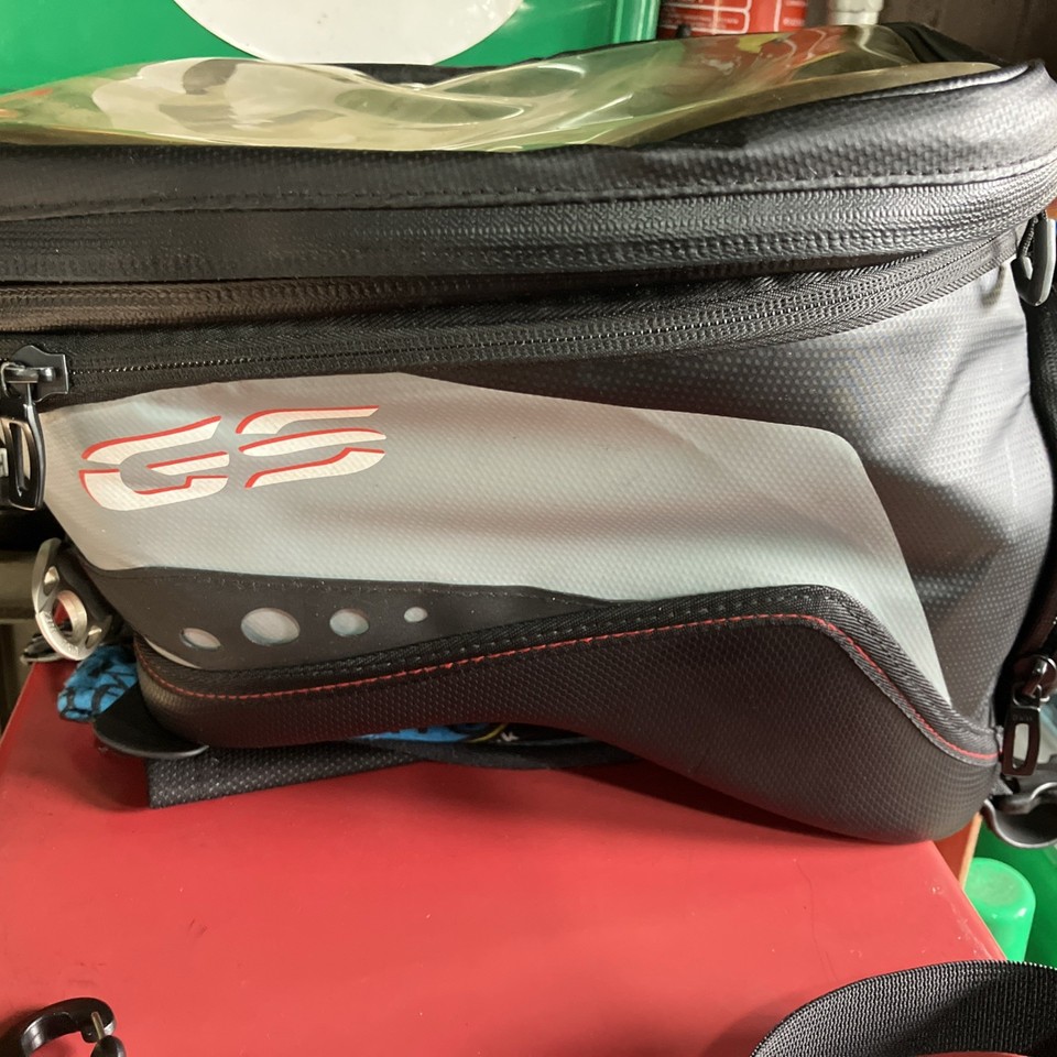 BMW R1200/1250 GS Adventure Genuine Tank Bag Expandable Waterproof ...