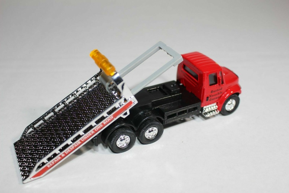 International Rollback Tow Truck, Busted Knuckle Garage, Police ...