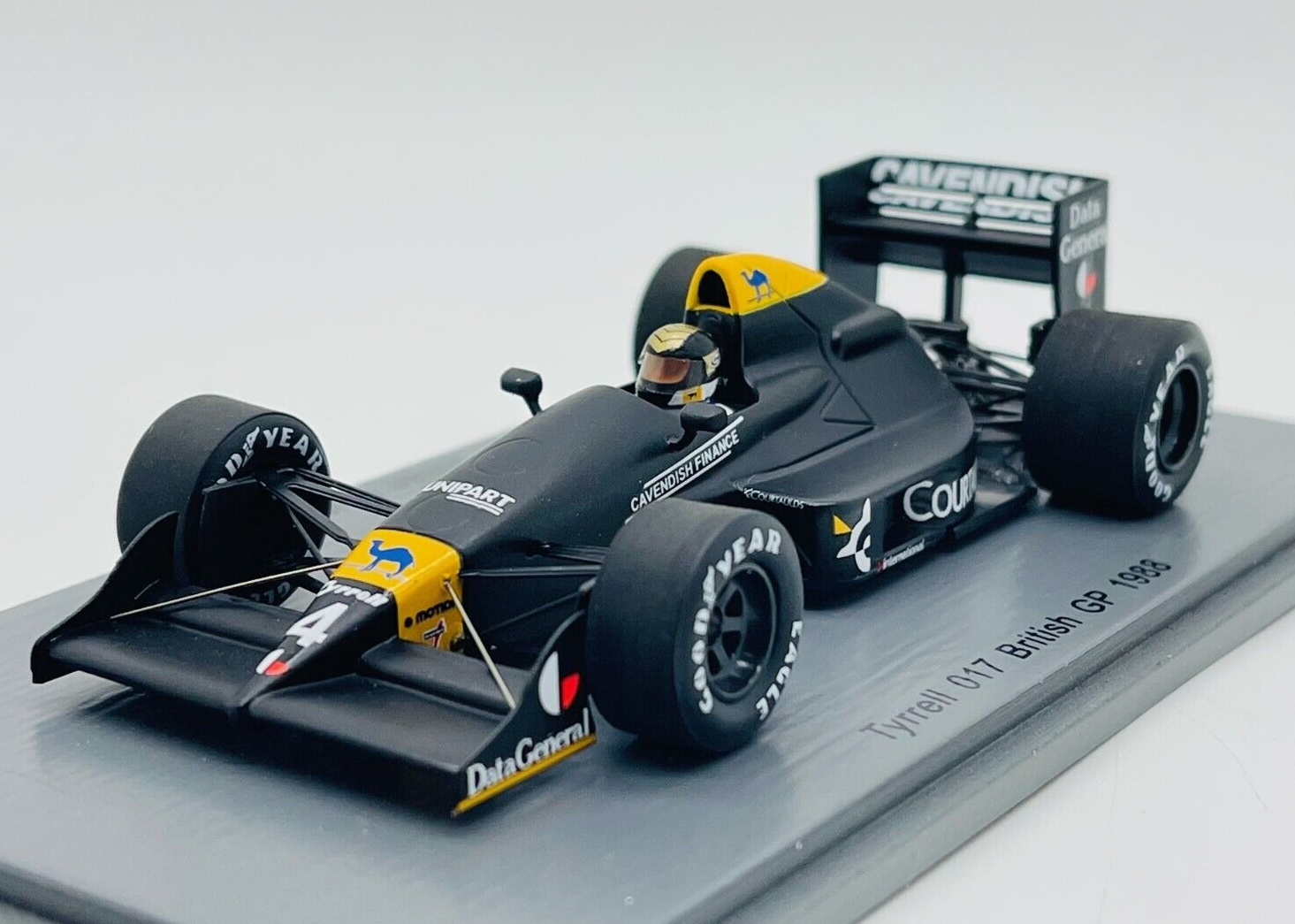 SPARK S4863 TYRRELL 017 n°4 Britsh GP 1988 Julian Bailey 1.43 for sale ...