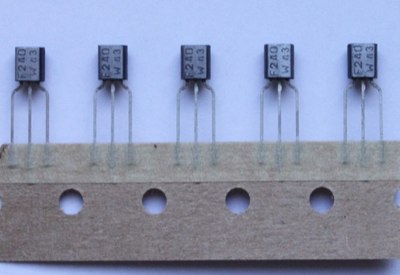Transistor BF240 TRANSISTOREN TO92 NPN 45V 25mA 300mW 150MHZ * | eBay.de