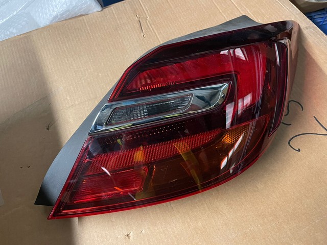 Genuine Vauxhall Insignia 13-16 Rear Right Tail Light 39024205 for sale ...