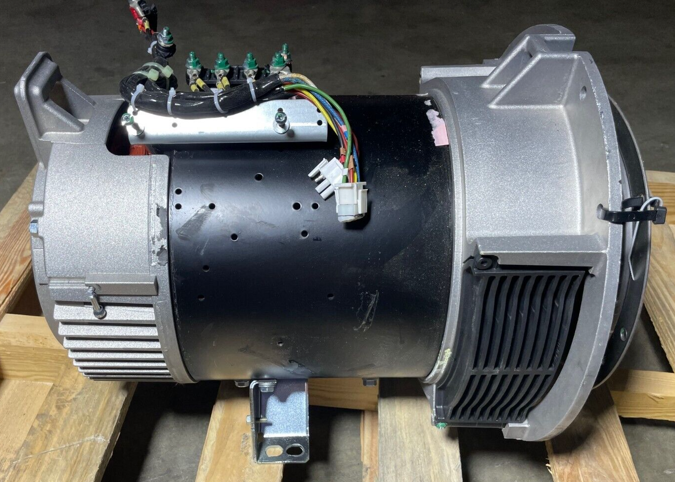 NEW Nidec Leroy-Somer Industrial Alternator Generator LSA 40M5 C 6/4 ...