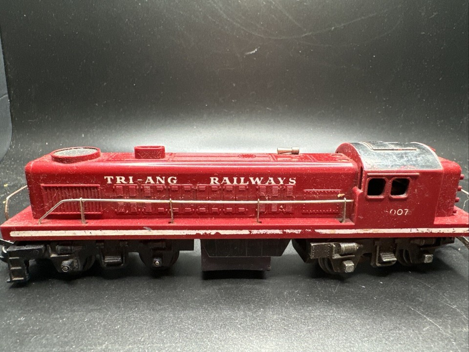 RARE TRIANG R155 DIESEL SWITCHER RED LOCO BOXED T.22 | eBay