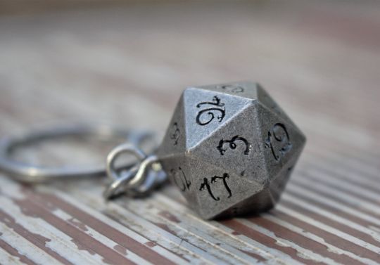 Dragon's Draconic Metal - D20 Gaming Tabletop DND RPG 5e Dice Keychain ...