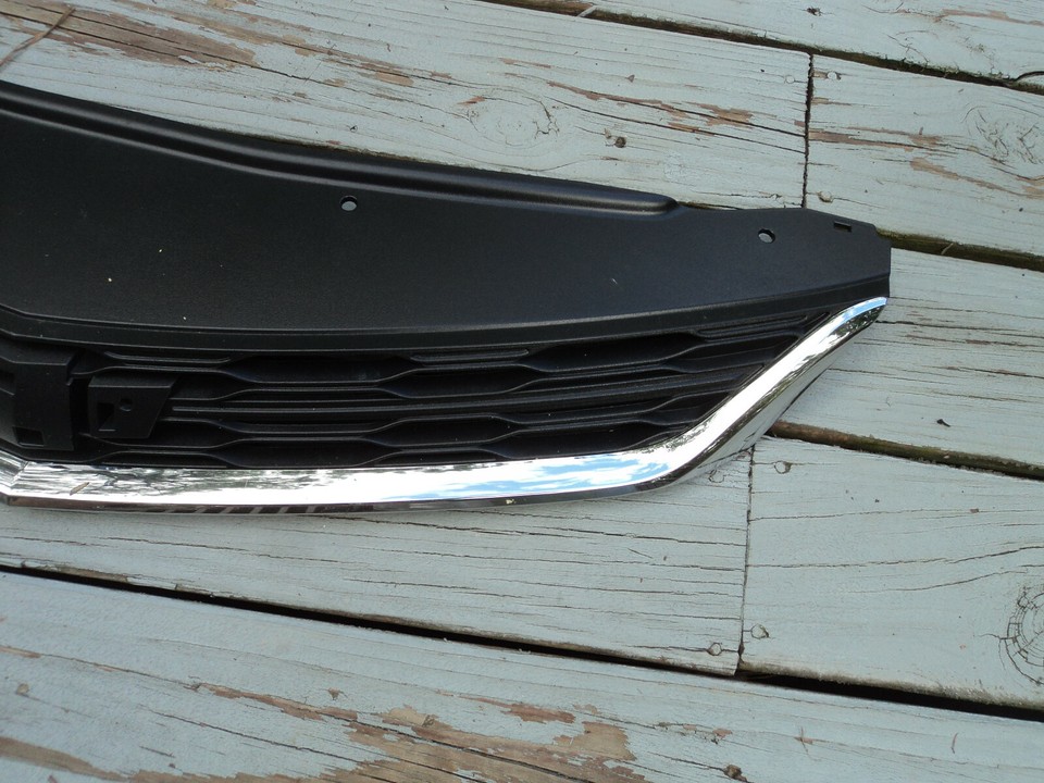 GM1200718 Replacement Front Upper Grille Fits 2016-2018 Chevrolet Cruze ...