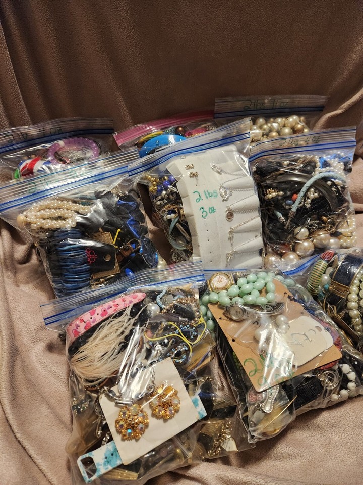 Jewelry Lot Vtg Now Wear Repair Craft Art Junk Harvest Repurpose 2 ...