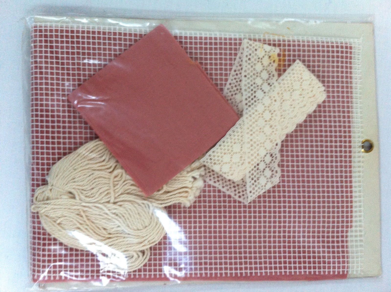 Victorian Rose Lace Net Darning 14in Ruffle Pillow Kit Sealed Vogart ...