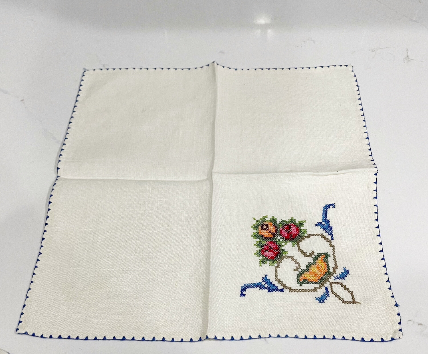 4 Vintage White Detailed Floral Linen Hand Embroidered Cross Stitch ...