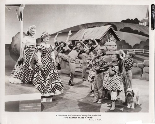 Betty Grable, Thelma Ritter "The Farmer Takes a Wife" vintage movie ...