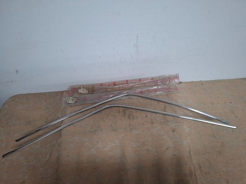 PAIR NOS TOYOTA トヨタ ROOF DRIP SIDE FINISH MOULDING FRONT COROLLA KE10 ...