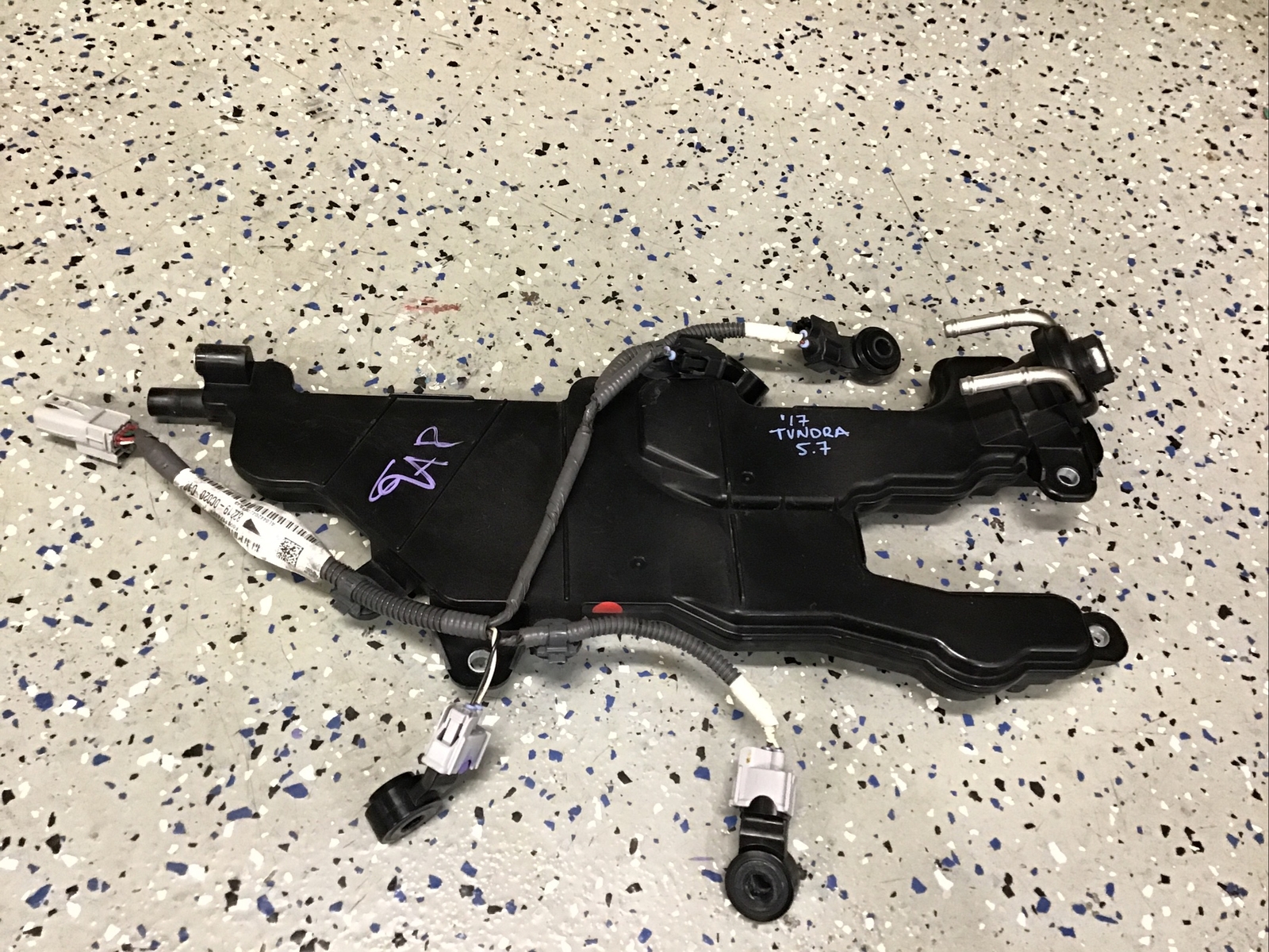 12215-38040+Toyota+Separator+Case+1221538040+Genuine+OEM+Part for sale ...