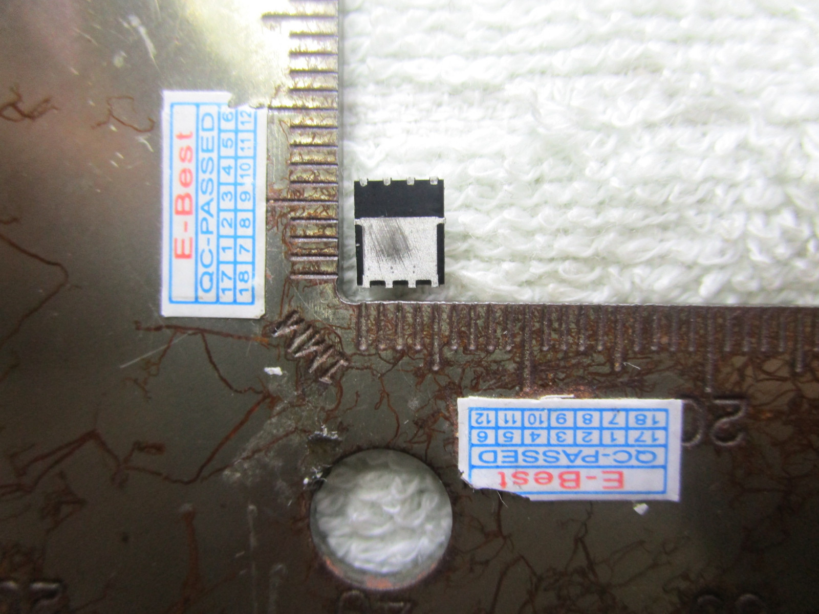 2pcs IRLH5034 IRLH5034T IRLH5034TR HS034 H5O34 H5034 IRLH5034TRPBF ...