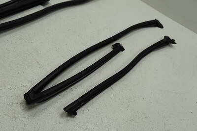 OEM 00-05 Ford Excursion Barn Door Rear Hatch Weatherstrip Seals L R ...
