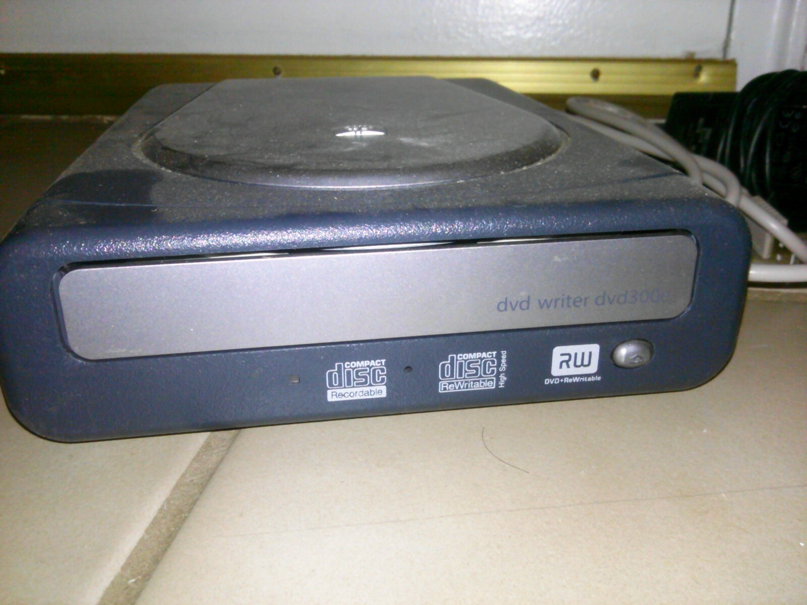 HP External DVD Writer dvd300e Hewlett Packard USB 2.0 4x2.4x8 External ...